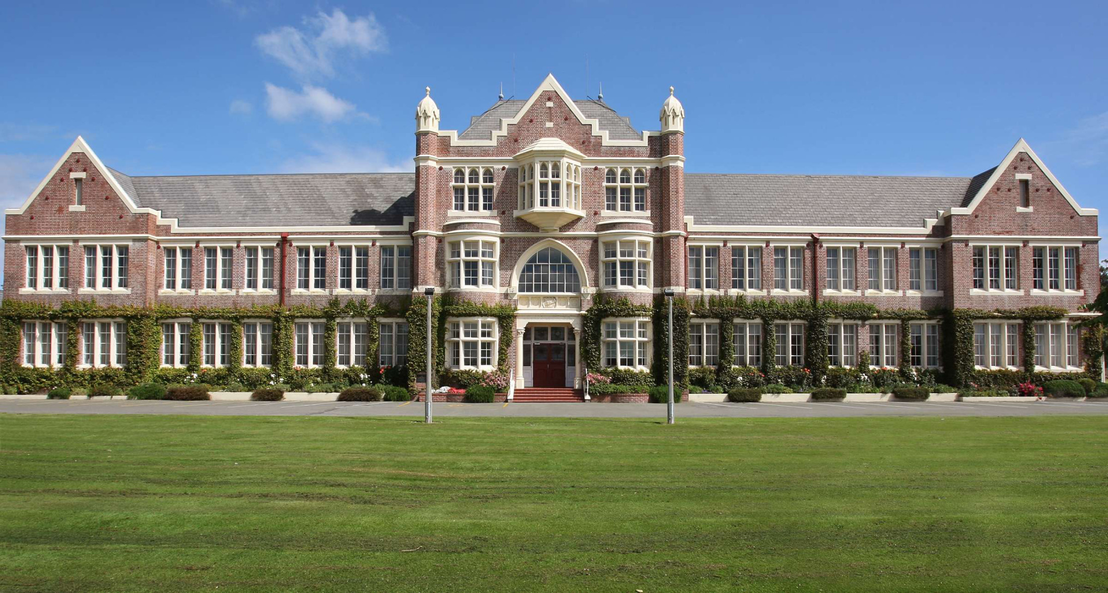 Southland Boys’ High School